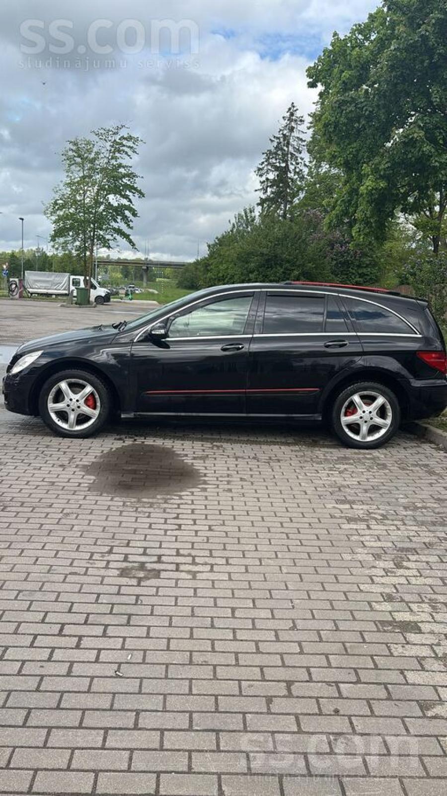 Melns Mercedes-Benz R 320 2007 Rēzekne, ar dzinēja tilpumu 3.00 L un nobraukumu 300 tūkst. km par 3550 €, foto 4 vietnē AUTOMOTO.COM.LV