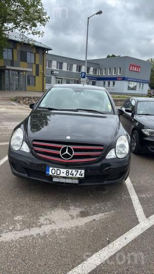 Melns Mercedes-Benz R 320 2007 Rēzekne, ar dzinēja tilpumu 3.00 L un nobraukumu 300 tūkst. km par 3550 €, foto 6 vietnē AUTOMOTO.COM.LV
