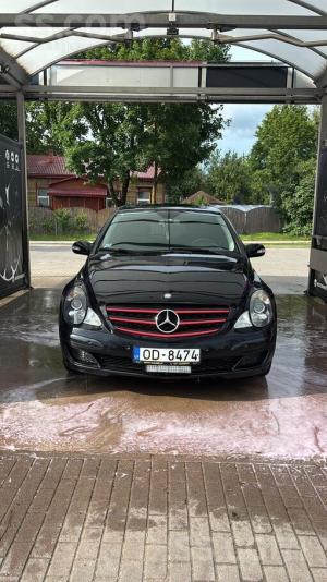 Melns Mercedes-Benz R 320 2007 Rēzekne, ar dzinēja tilpumu 3.00 L un nobraukumu 300 tūkst. km par 3550 €, foto 9 vietnē AUTOMOTO.COM.LV