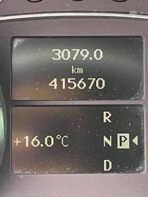 Black Mercedes-Benz R 320 2007 in Pakruojis, with an engine capacity of 2.99 L and mileage of 416 thousand km for 3350 €, photo 7 on AUTOMOTO.COM.LV
