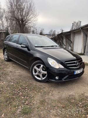 Melns Mercedes-Benz R 320 2009 Rīga, ar dzinēja tilpumu 3.00 L un nobraukumu 280 tūkst. km par 5900 €, foto  vietnē AUTOMOTO.COM.LV