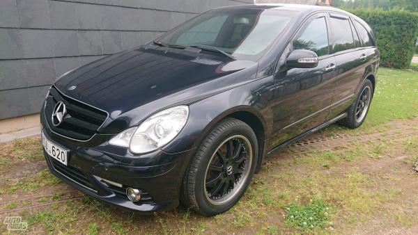 Black Mercedes-Benz R 320 2006 in Kaunas, with an engine capacity of 3.00 L and mileage of 401 thousand km for 3500 €, photo 3 on AUTOMOTO.COM.LV