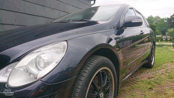 Black Mercedes-Benz R 320 2006 in Kaunas, with an engine capacity of 3.00 L and mileage of 401 thousand km for 3500 €, photo 5 on AUTOMOTO.COM.LV