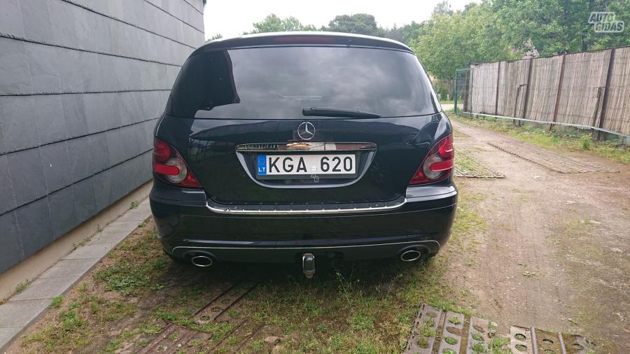 Melns Mercedes-Benz R 320 2006 Kauņa, ar dzinēja tilpumu 3.00 L un nobraukumu 401 tūkst. km par 3500 €, foto 16 vietnē AUTOMOTO.COM.LV