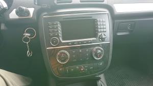 Melns Mercedes-Benz R 320 2006 Kauņa, ar dzinēja tilpumu 3.00 L un nobraukumu 401 tūkst. km par 3500 €, foto 30 vietnē AUTOMOTO.COM.LV