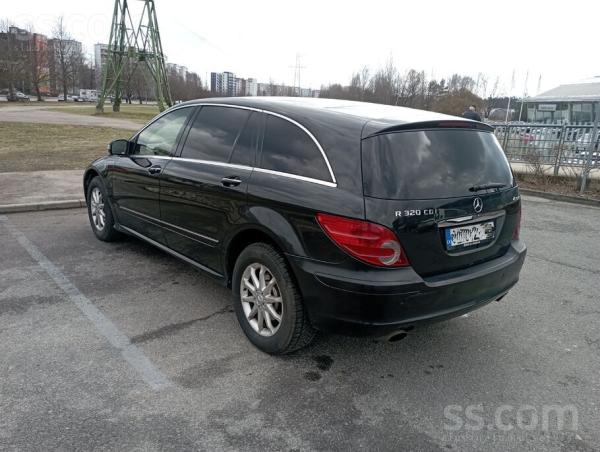 Melns Mercedes-Benz R 320 2006 Rīga, ar dzinēja tilpumu 3.00 L un nobraukumu 500 tūkst. km par 2500 €, foto 1 vietnē AUTOMOTO.COM.LV