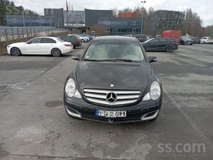 Melns Mercedes-Benz R 320 2006 Rīga, ar dzinēja tilpumu 3.00 L un nobraukumu 500 tūkst. km par 2500 €, foto 6 vietnē AUTOMOTO.COM.LV