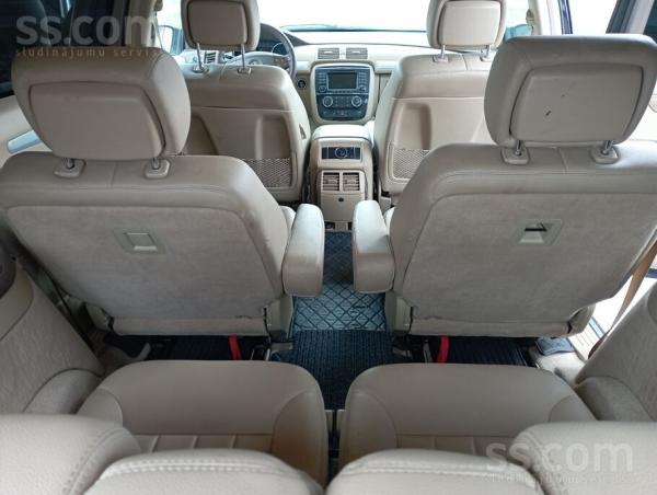 Melns Mercedes-Benz R 320 2006 Rīga, ar dzinēja tilpumu 3.00 L un nobraukumu 500 tūkst. km par 2500 €, foto 9 vietnē AUTOMOTO.COM.LV