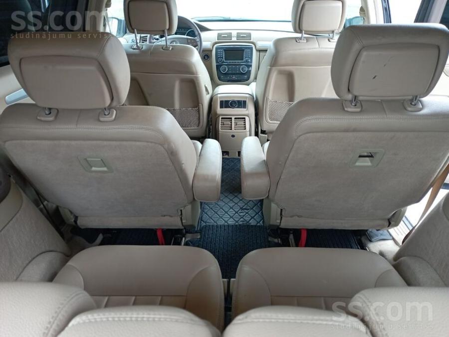 Melns Mercedes-Benz R 320 2006 Rīga, ar dzinēja tilpumu 3.00 L un nobraukumu 500 tūkst. km par 2500 €, foto 10 vietnē AUTOMOTO.COM.LV