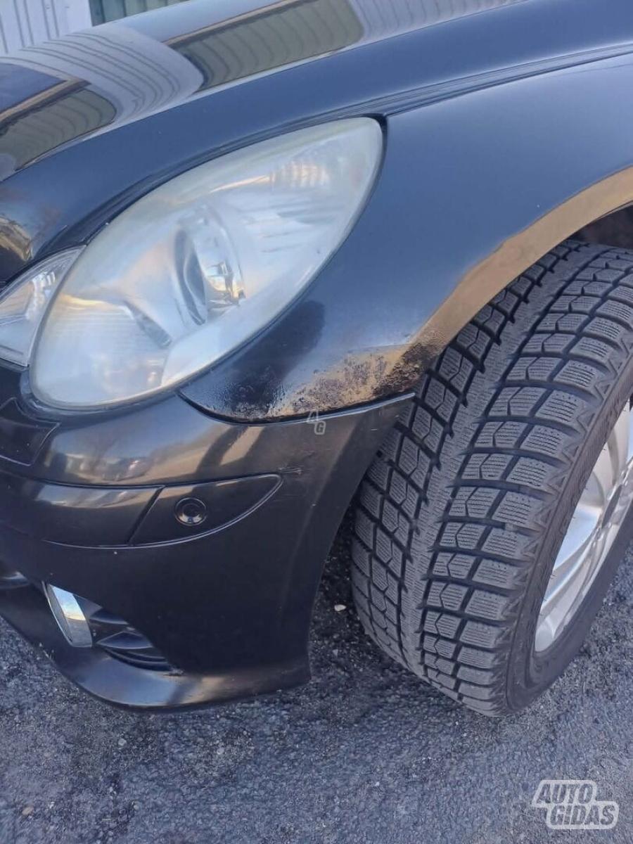 Melns Mercedes-Benz R 320 2007 Utena, ar dzinēja tilpumu 3.00 L un nobraukumu 368 tūkst. km par 2250 €, foto 8 vietnē AUTOMOTO.COM.LV