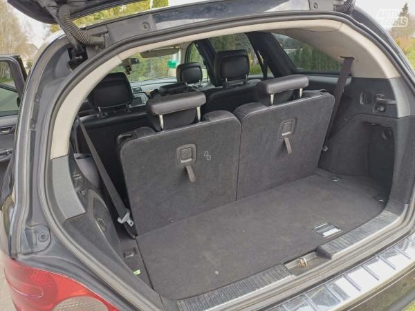 Black Mercedes-Benz R 320 2007 in Utena, with an engine capacity of 3.00 L and mileage of 368 thousand km for 2250 €, photo 10 on AUTOMOTO.COM.LV