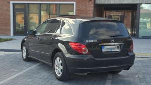 Melns Mercedes-Benz R 320 2007 Klaipėda, ar dzinēja tilpumu 2.99 L un nobraukumu 303 tūkst. km par 2350 €, foto 8 vietnē AUTOMOTO.COM.LV