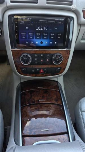 Melns Mercedes-Benz R 320 2007 Klaipėda, ar dzinēja tilpumu 2.99 L un nobraukumu 303 tūkst. km par 2350 €, foto 13 vietnē AUTOMOTO.COM.LV