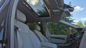 Melns Mercedes-Benz R 320 2007 Klaipėda, ar dzinēja tilpumu 2.99 L un nobraukumu 303 tūkst. km par 2350 €, foto 16 vietnē AUTOMOTO.COM.LV