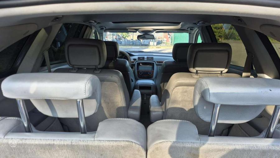 Melns Mercedes-Benz R 320 2007 Klaipėda, ar dzinēja tilpumu 2.99 L un nobraukumu 303 tūkst. km par 2350 €, foto 18 vietnē AUTOMOTO.COM.LV