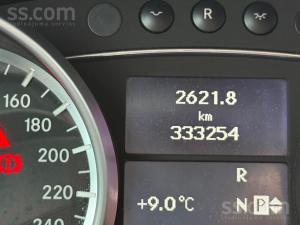 Melns Mercedes-Benz R 320 2012 Cēsis, ar dzinēja tilpumu 3.00 L un nobraukumu 333 tūkst. km par 11800 €, foto 3 vietnē AUTOMOTO.COM.LV