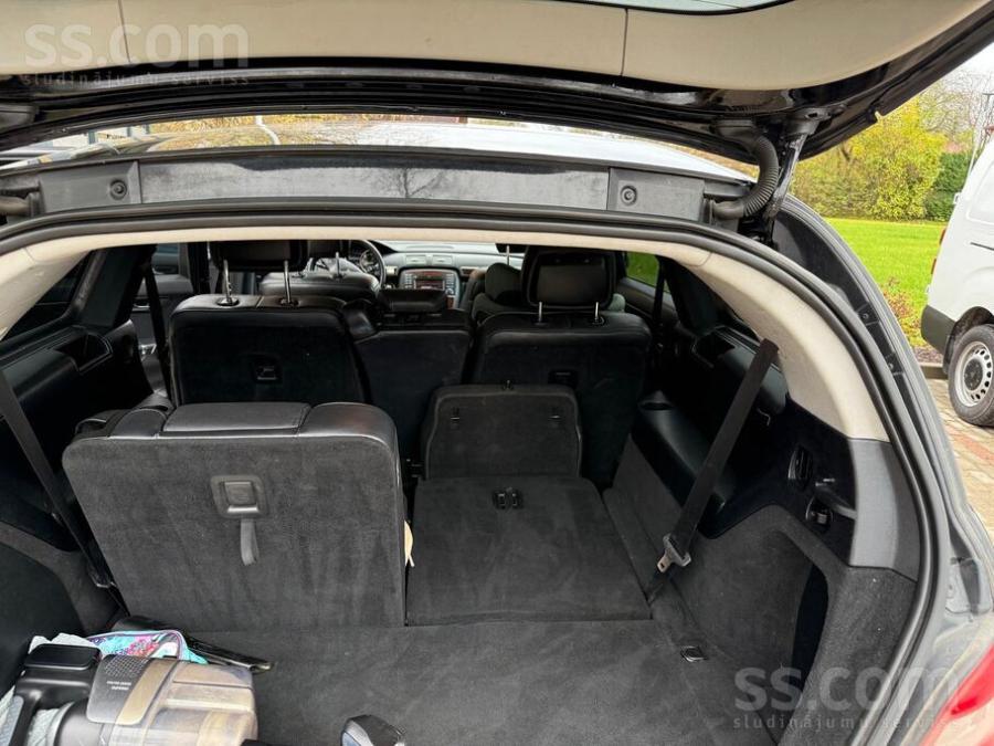 Melns Mercedes-Benz R 320 2012 Cēsis, ar dzinēja tilpumu 3.00 L un nobraukumu 333 tūkst. km par 11800 €, foto 8 vietnē AUTOMOTO.COM.LV