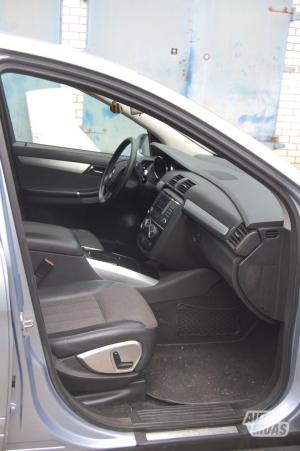 Blue Mercedes-Benz R 320 2007 in Kaunas, with an engine capacity of 3.00 L and mileage of 360 thousand km for 2700 €, photo 10 on AUTOMOTO.COM.LV