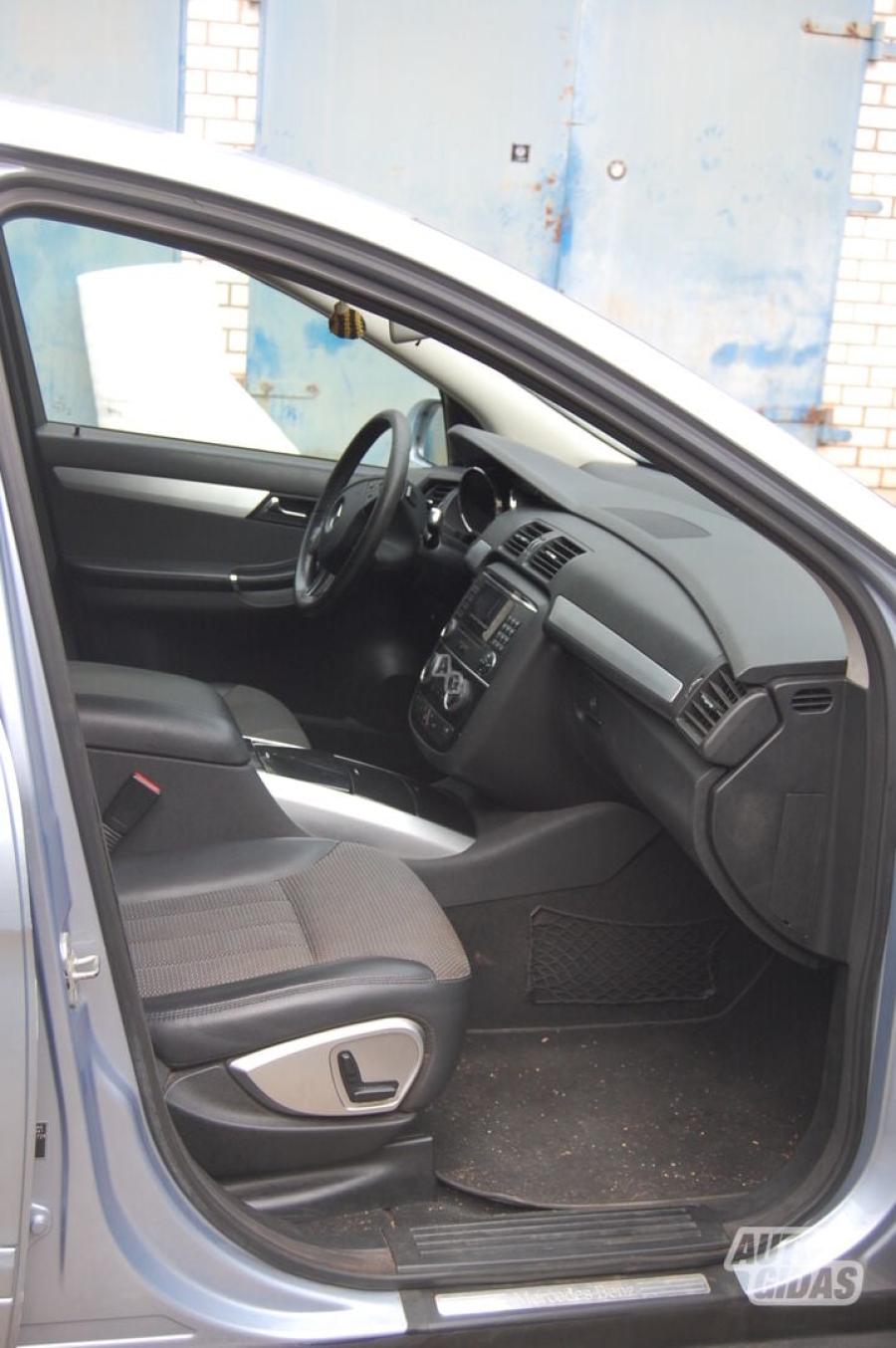 Blue Mercedes-Benz R 320 2007 in Kaunas, with an engine capacity of 3.00 L and mileage of 360 thousand km for 2700 €, photo 10 on AUTOMOTO.COM.LV