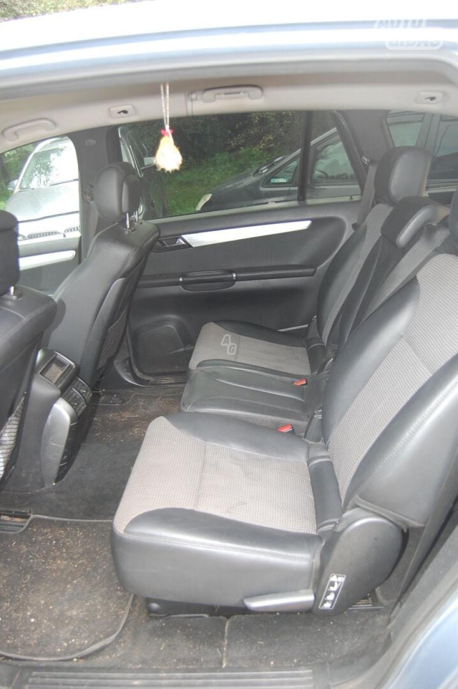 Blue Mercedes-Benz R 320 2007 in Kaunas, with an engine capacity of 3.00 L and mileage of 360 thousand km for 2700 €, photo 15 on AUTOMOTO.COM.LV