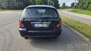 Blue Mercedes-Benz R 320 2006 in Riga, with an engine capacity of 3.00 L and mileage of 300 thousand km for 2700 €, photo 7 on AUTOMOTO.COM.LV