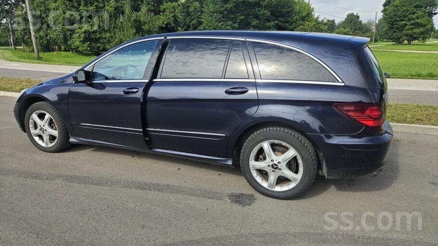 Blue Mercedes-Benz R 320 2006 in Riga, with an engine capacity of 3.00 L and mileage of 300 thousand km for 2700 €, photo 9 on AUTOMOTO.COM.LV