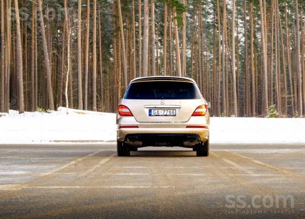 Brown Mercedes-Benz R 320 2006 in Riga, with an engine capacity of 3.00 L and mileage of 537 thousand km for 7990 €, photo 7 on AUTOMOTO.COM.LV