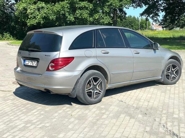 Brūns Mercedes-Benz R 320 2006 Jēkabpils, ar dzinēja tilpumu 3.20 L un nobraukumu 318 tūkst. km par 5990 €, foto 2 vietnē AUTOMOTO.COM.LV