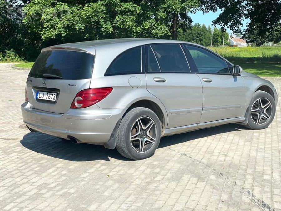 Brūns Mercedes-Benz R 320 2006 Jēkabpils, ar dzinēja tilpumu 3.20 L un nobraukumu 318 tūkst. km par 5990 €, foto 3 vietnē AUTOMOTO.COM.LV
