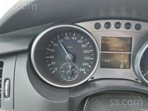 Brūns Mercedes-Benz R 320 2007 Rīga, ar dzinēja tilpumu 3.00 L un nobraukumu 284 tūkst. km par 4333 €, foto 3 vietnē AUTOMOTO.COM.LV