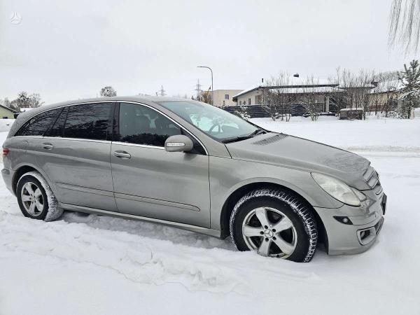 Brown Mercedes-Benz R 320 2007 in Kaunas, with an engine capacity of 3.00 L and mileage of 263 thousand km for 3750 €, photo 10 on AUTOMOTO.COM.LV