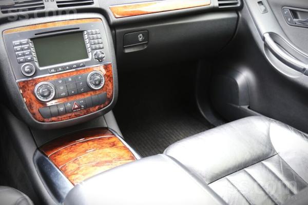 Grey Mercedes-Benz R 320 2006 in Riga, with an engine capacity of 3.00 L and mileage of 0 thousand km for 4995 €, photo 9 on AUTOMOTO.COM.LV