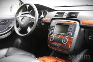 Pelēks Mercedes-Benz R 320 2006 Rīga, ar dzinēja tilpumu 3.00 L un nobraukumu 0 tūkst. km par 4995 €, foto 13 vietnē AUTOMOTO.COM.LV