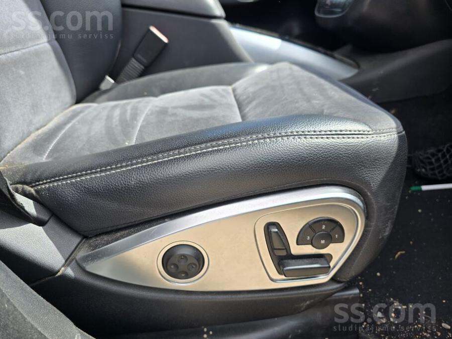 Pelēks Mercedes-Benz R 320 2006 Rīga, ar dzinēja tilpumu 3.00 L un nobraukumu 0 tūkst. km par 1800 €, foto 15 vietnē AUTOMOTO.COM.LV