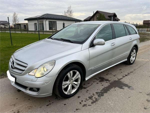 Grey Mercedes-Benz R 320 2006 in Klaipeda, with an engine capacity of 3.20 L and mileage of 288 thousand km for 3300 €, photo 1 on AUTOMOTO.COM.LV