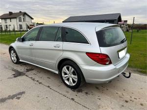 Grey Mercedes-Benz R 320 2006 in Klaipeda, with an engine capacity of 3.20 L and mileage of 288 thousand km for 3300 €, photo 6 on AUTOMOTO.COM.LV