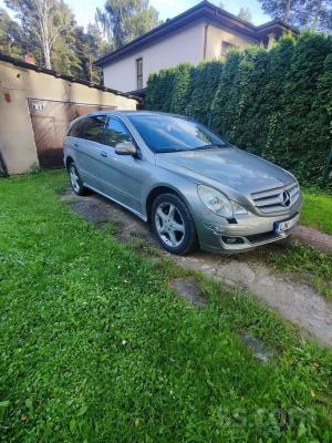 Grey Mercedes-Benz R 320 2006 in Riga, with an engine capacity of 3.00 L and mileage of 292 thousand km for 3000 €, photo  on AUTOMOTO.COM.LV