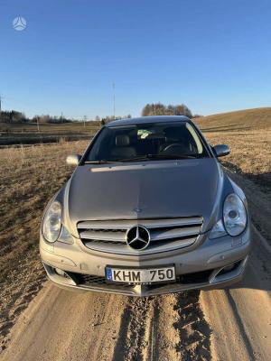 Pelēks Mercedes-Benz R 320 2006 Kaišiadorys, ar dzinēja tilpumu 2.99 L un nobraukumu 424 tūkst. km par 2790 €, foto 4 vietnē AUTOMOTO.COM.LV
