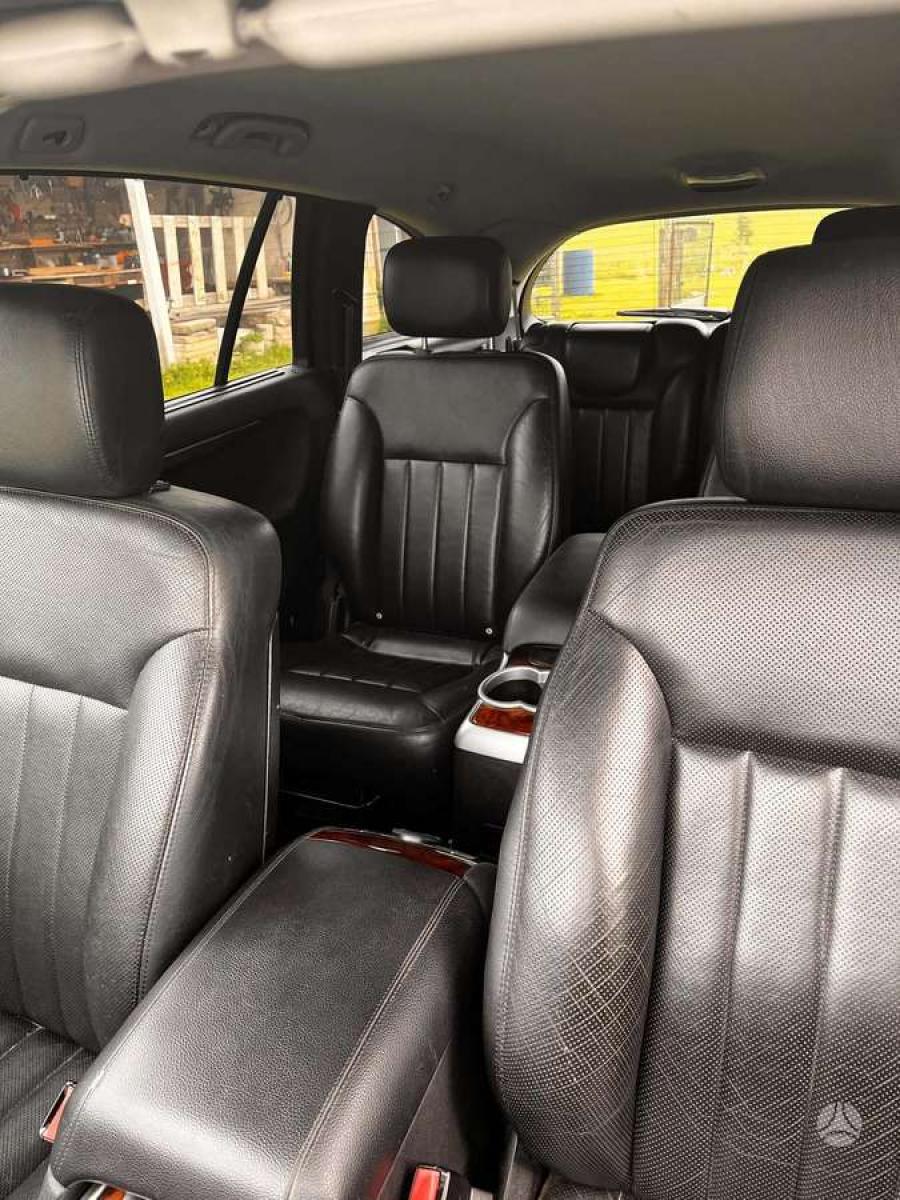 Pelēks Mercedes-Benz R 320 2006 Kaišiadorys, ar dzinēja tilpumu 2.99 L un nobraukumu 424 tūkst. km par 2790 €, foto 12 vietnē AUTOMOTO.COM.LV