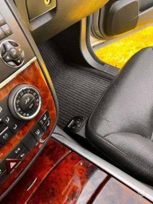 Pelēks Mercedes-Benz R 320 2006 Kaišiadorys, ar dzinēja tilpumu 2.99 L un nobraukumu 424 tūkst. km par 2790 €, foto 16 vietnē AUTOMOTO.COM.LV