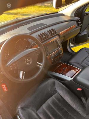Pelēks Mercedes-Benz R 320 2006 Kaišiadorys, ar dzinēja tilpumu 2.99 L un nobraukumu 424 tūkst. km par 2790 €, foto 17 vietnē AUTOMOTO.COM.LV