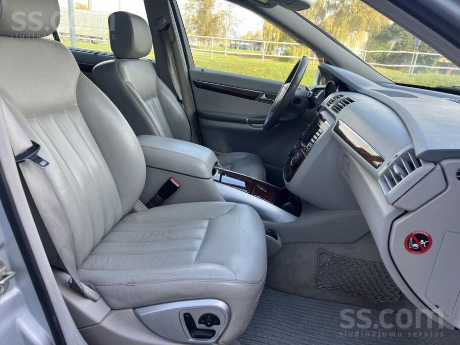 Pelēks Mercedes-Benz R 320 2006 Rēzekne, ar dzinēja tilpumu 3.00 L un nobraukumu 333 tūkst. km par 3750 €, foto 12 vietnē AUTOMOTO.COM.LV