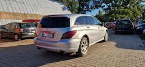 Grey Mercedes-Benz R 320 2007 in Valmiera, with an engine capacity of 3.00 L and mileage of 359 thousand km for 2550 €, photo 4 on AUTOMOTO.COM.LV