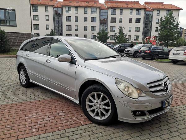 Pelēks Mercedes-Benz R 320 2007 Klaipėda, ar dzinēja tilpumu 3.00 L un nobraukumu 289 tūkst. km par 3700 €, foto 1 vietnē AUTOMOTO.COM.LV