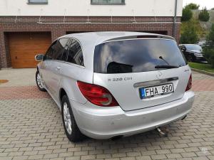Pelēks Mercedes-Benz R 320 2007 Klaipėda, ar dzinēja tilpumu 3.00 L un nobraukumu 289 tūkst. km par 3700 €, foto 8 vietnē AUTOMOTO.COM.LV