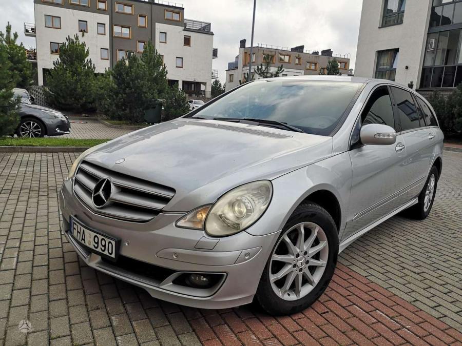Pelēks Mercedes-Benz R 320 2007 Klaipėda, ar dzinēja tilpumu 3.00 L un nobraukumu 289 tūkst. km par 3700 €, foto 9 vietnē AUTOMOTO.COM.LV