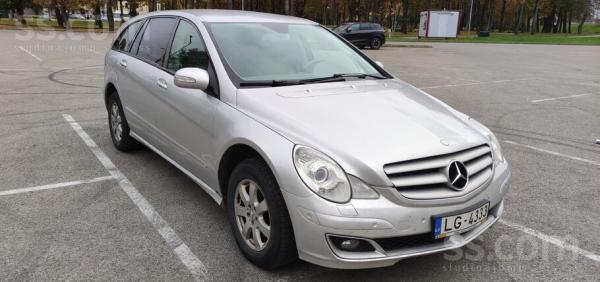 Pelēks Mercedes-Benz R 320 2007 Jēkabpils, ar dzinēja tilpumu 3.00 L un nobraukumu 412 tūkst. km par 3250 €, foto 1 vietnē AUTOMOTO.COM.LV