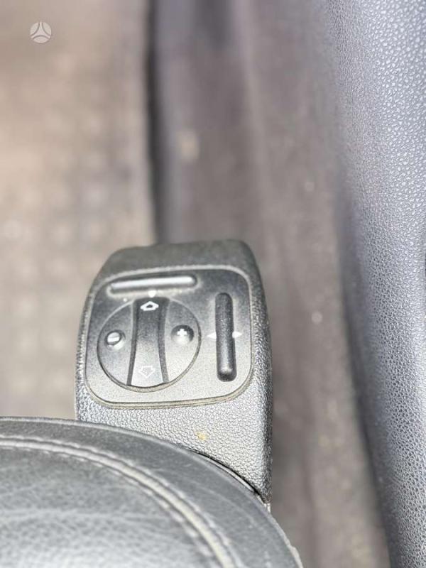 Pelēks Mercedes-Benz R 320 2008 Viļņa, ar dzinēja tilpumu 2.99 L un nobraukumu 325 tūkst. km par 1650 €, foto 10 vietnē AUTOMOTO.COM.LV