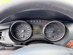Pelēks Mercedes-Benz R 320 2008 Viļņa, ar dzinēja tilpumu 2.99 L un nobraukumu 325 tūkst. km par 1650 €, foto 12 vietnē AUTOMOTO.COM.LV