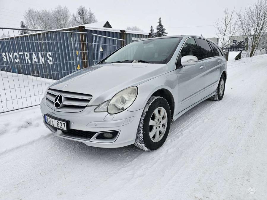Grey Mercedes-Benz R 320 2006 in Kaunas, with an engine capacity of 3.00 L and mileage of 310 thousand km for 3650 €, photo 1 on AUTOMOTO.COM.LV